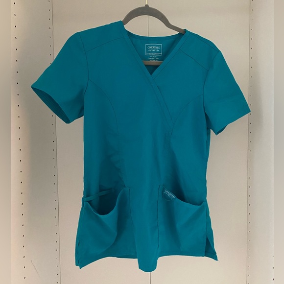 Cherokee | Tops | Cherokee Authentic Workwear Revolution V Neck Top ...